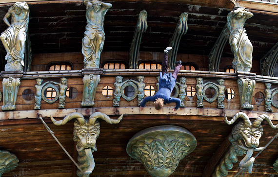 New Images from Peter Pan Prequel 'Neverland' Released - HeyUGuys