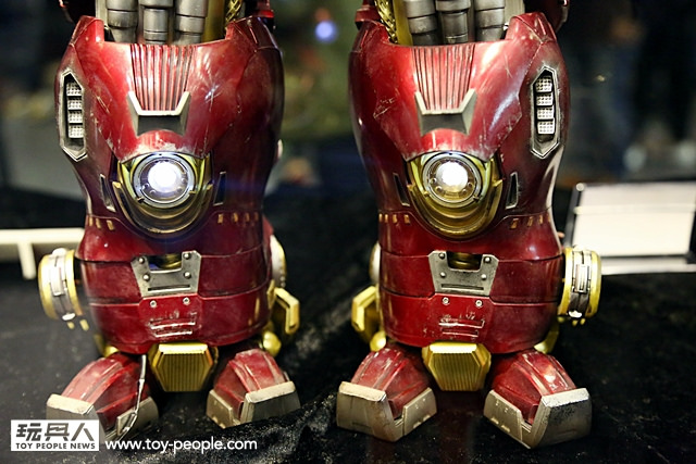 Close Up Look at the Hulkbuster from Avengers: Age of Ultron