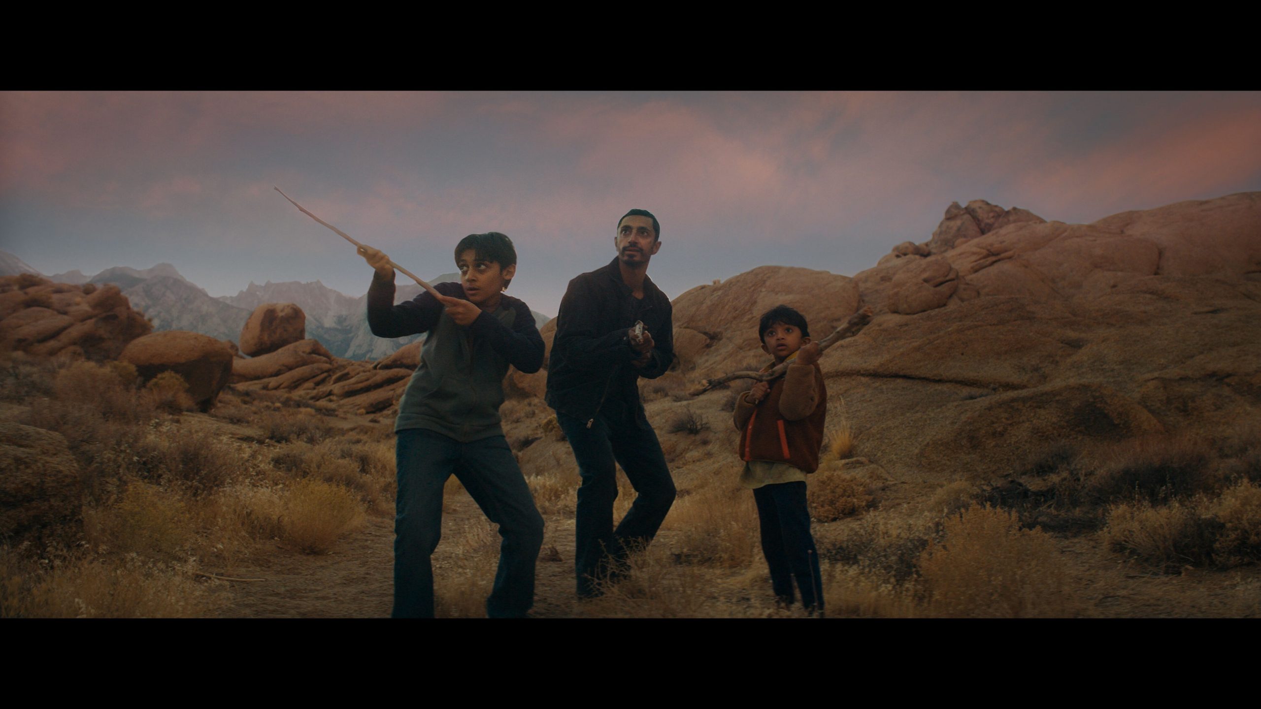 Encounter Review - London Film Festival 2021 - HeyUGuys