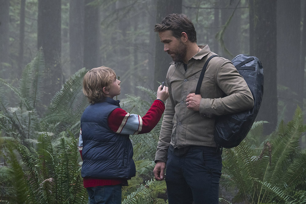 Ryan Reynolds stars in full trailer for 'The Adam Project' - HeyUGuys